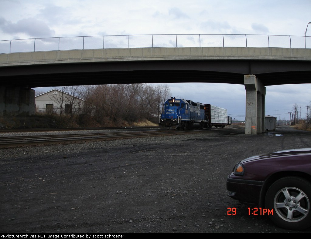 CSX 2721 WB with the Y131